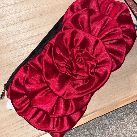 Mad Love | Bags | Mad Style By Mad By Design 0 Pure Taffeta Silk Clutch ...